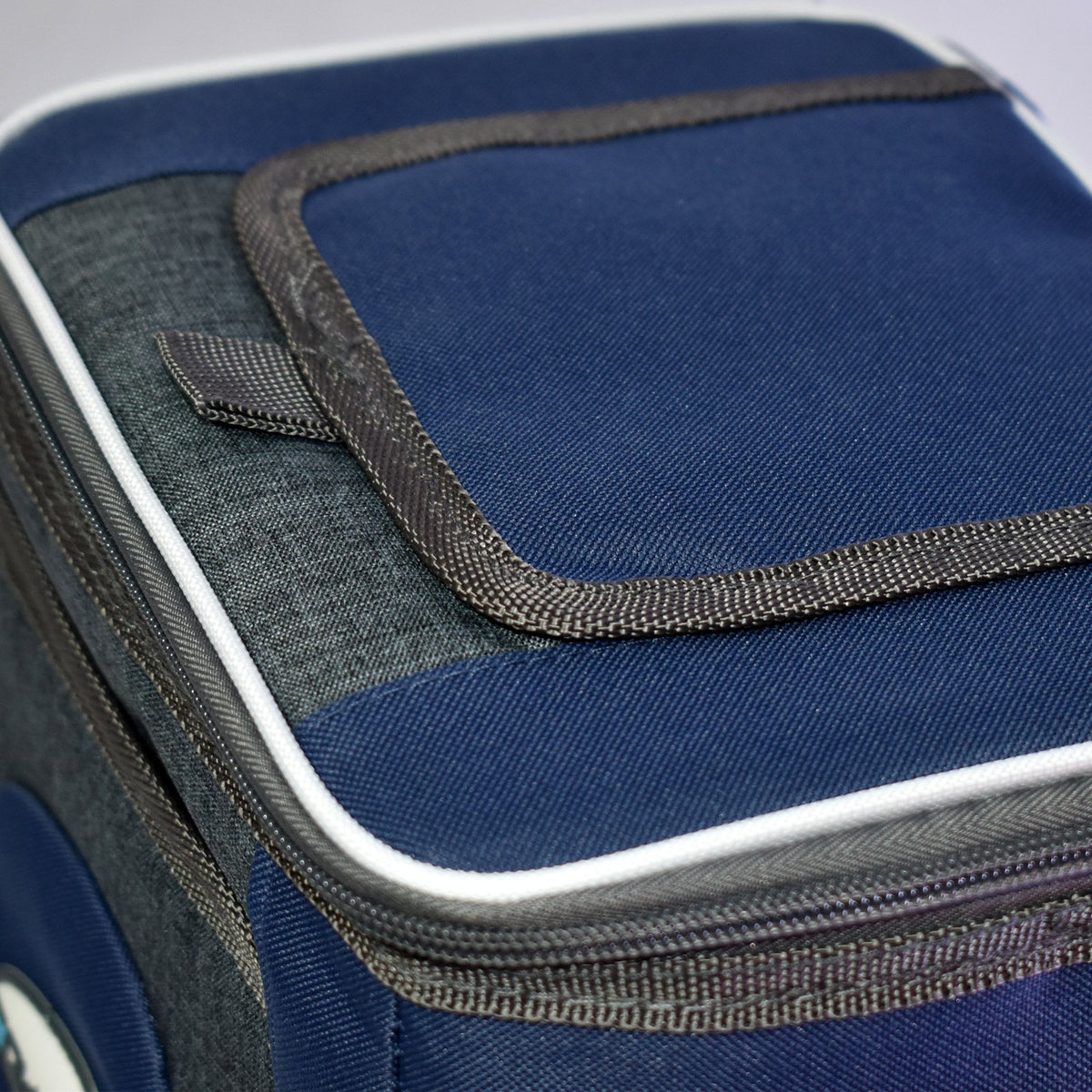 Qwave 9 Can Insulated Cooler | Qwave Gear